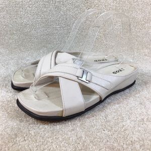 Izod | Shoes | Izod Off White Helen X Cross Slide Sandals 75 | Poshmark